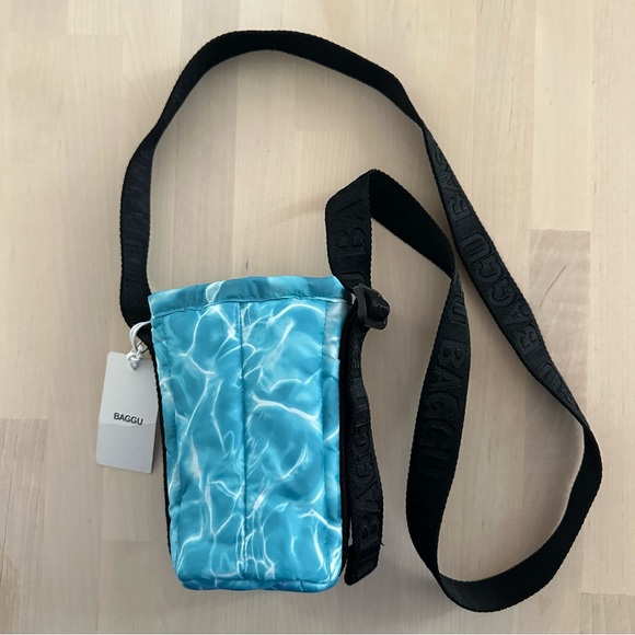 BAGGU | Bags | New Baggu Puffy Water Bottle Sling Pool | Poshmark